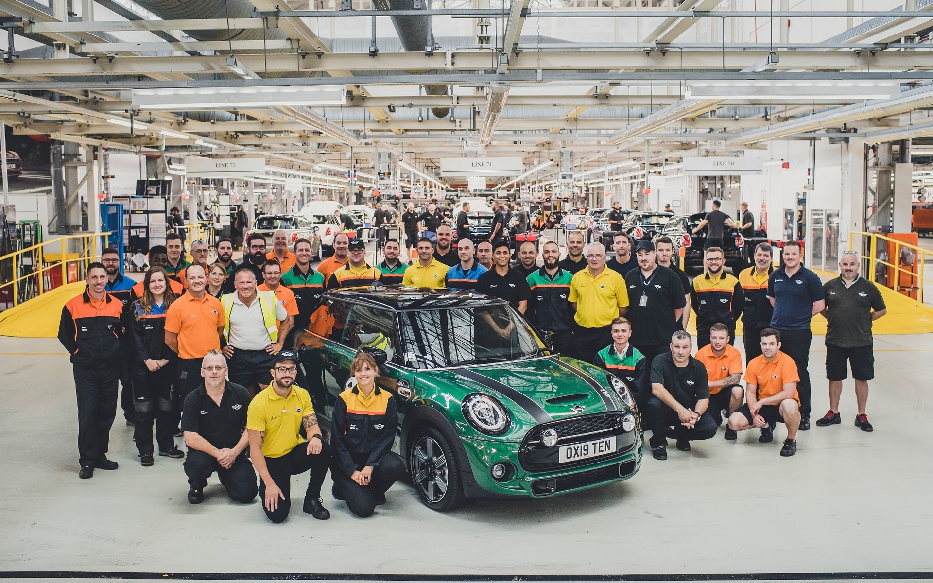 MINI : 60 ans plus tard, voici la dix millionième voiture - Journal Le ...